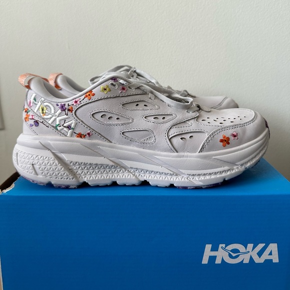 Hoka | Shoes | Rare Limited Edition Hoka Bondi Bloom | Poshmark